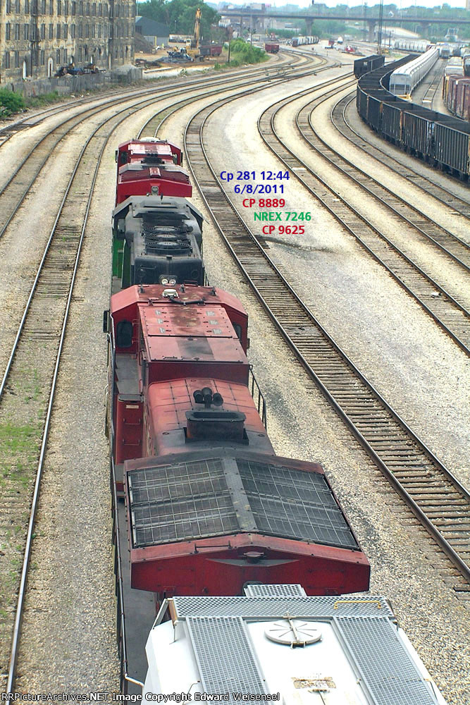 281 rolling west beneath 16th St on the westbound lead